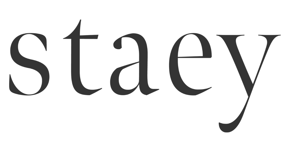 Staey - Dog equipment for the modern home